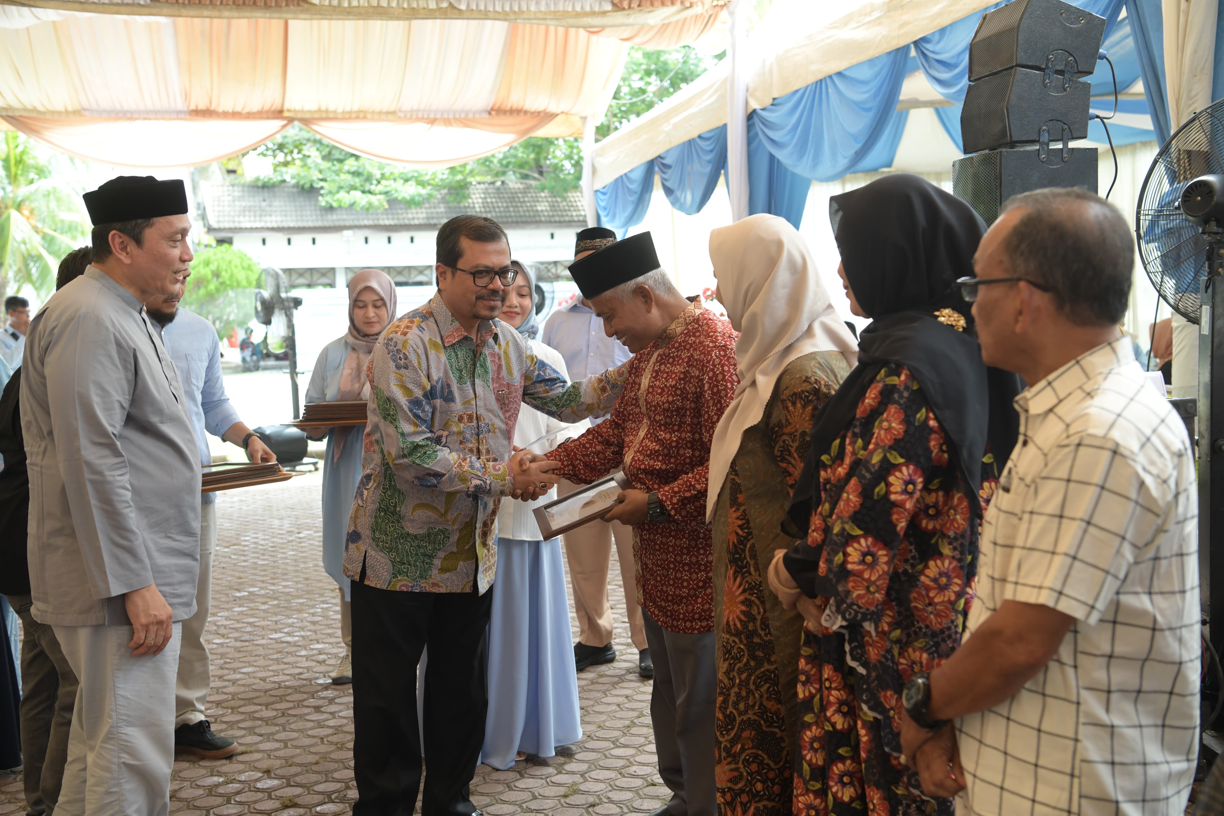 Halal Bihalal di RSUDZA, Azwardi Ingatkan Soal Peningkatan Layanan