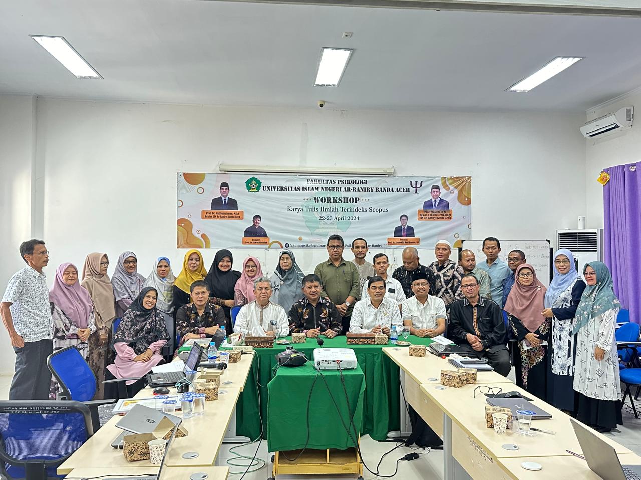Fakultas Psikologi UIN Ar-Raniry Gelar Workshop Karya Tulis Ilmiah